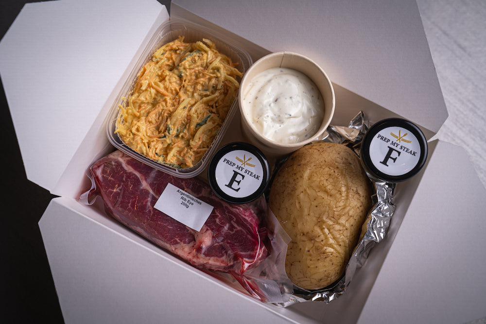 200g Argentisches Rib Eye Steak vom Black Angus Beef mit Ofenkartoffel ...